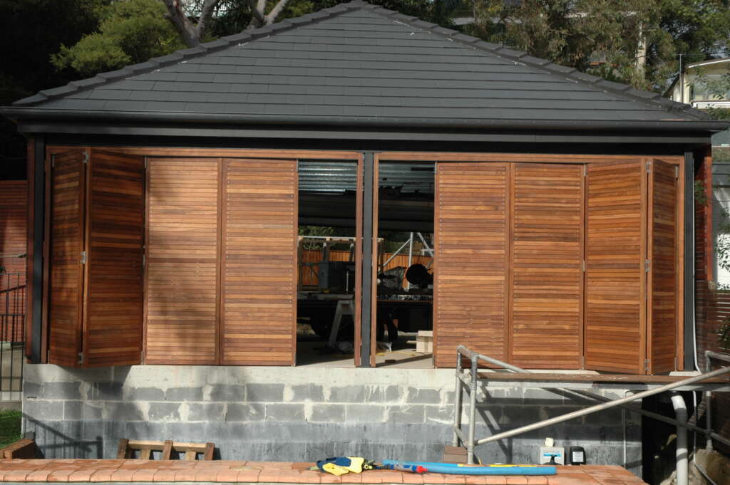 Bifold Doors Sydney - Custom Bifold Doors & Windows | Macquarie Joinery